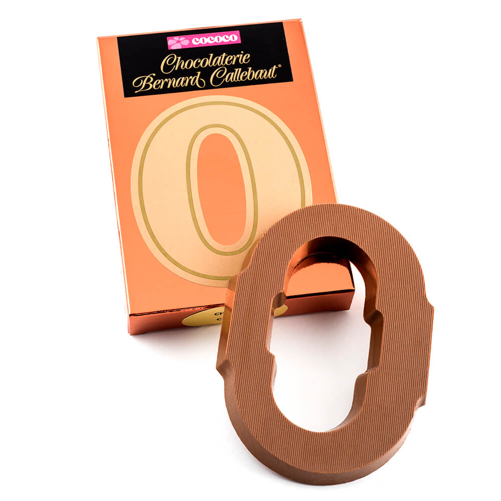 Solid Milk Chocolate Letters | Chocolaterie Bernard Callebaut®